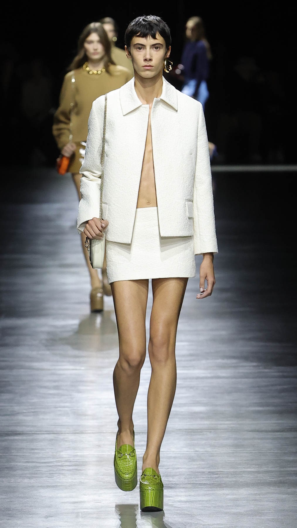 GUCCI Ancora Fashion Show Gallery | Spring Summer 24 Collection | GUCCI®