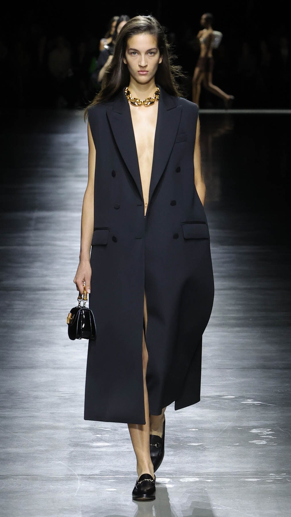 GUCCI Ancora Fashion Show Gallery | Spring Summer 24 Collection | GUCCI®