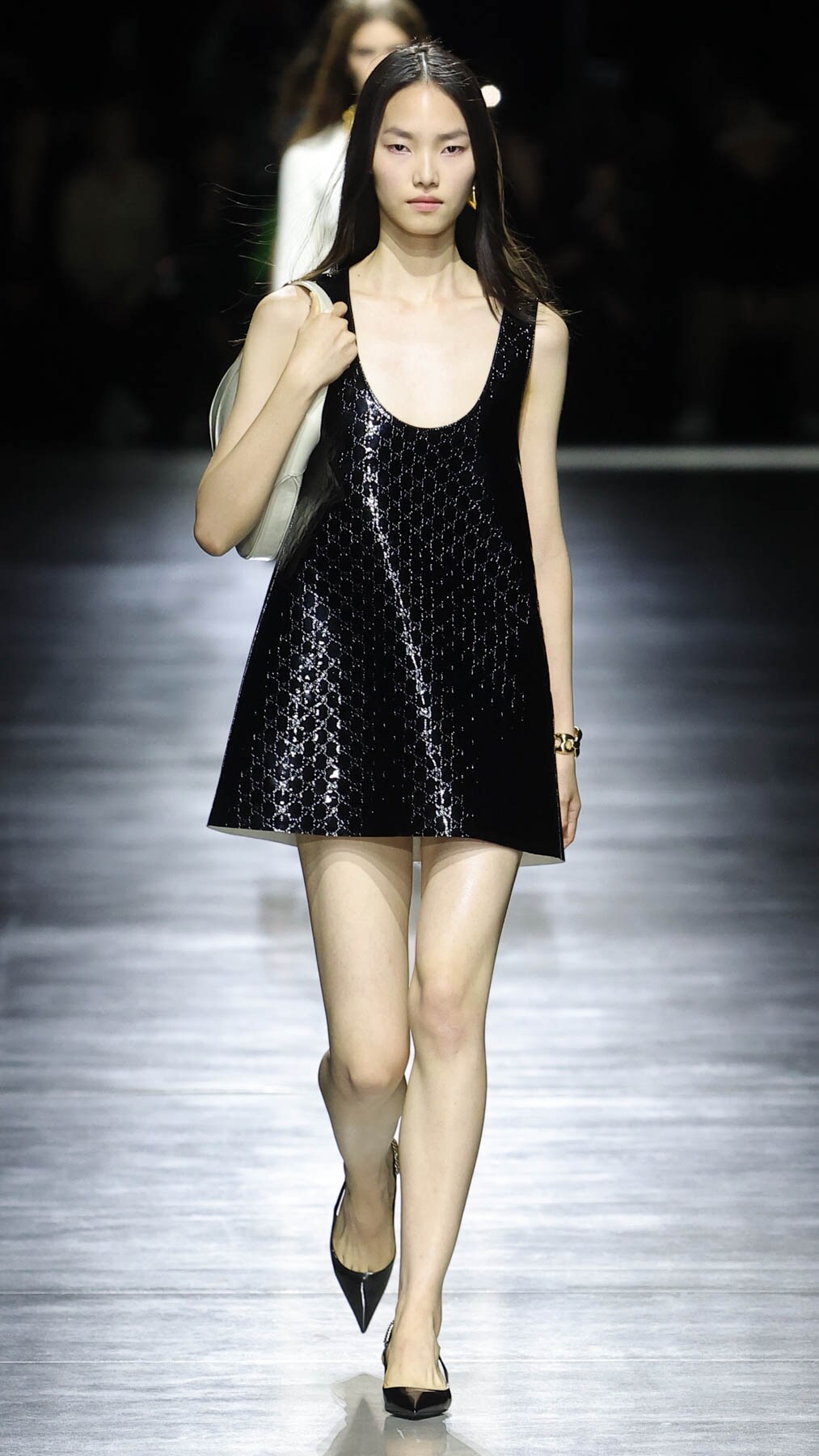 GUCCI Ancora Fashion Show Gallery | Spring Summer 24 Collection | GUCCI®